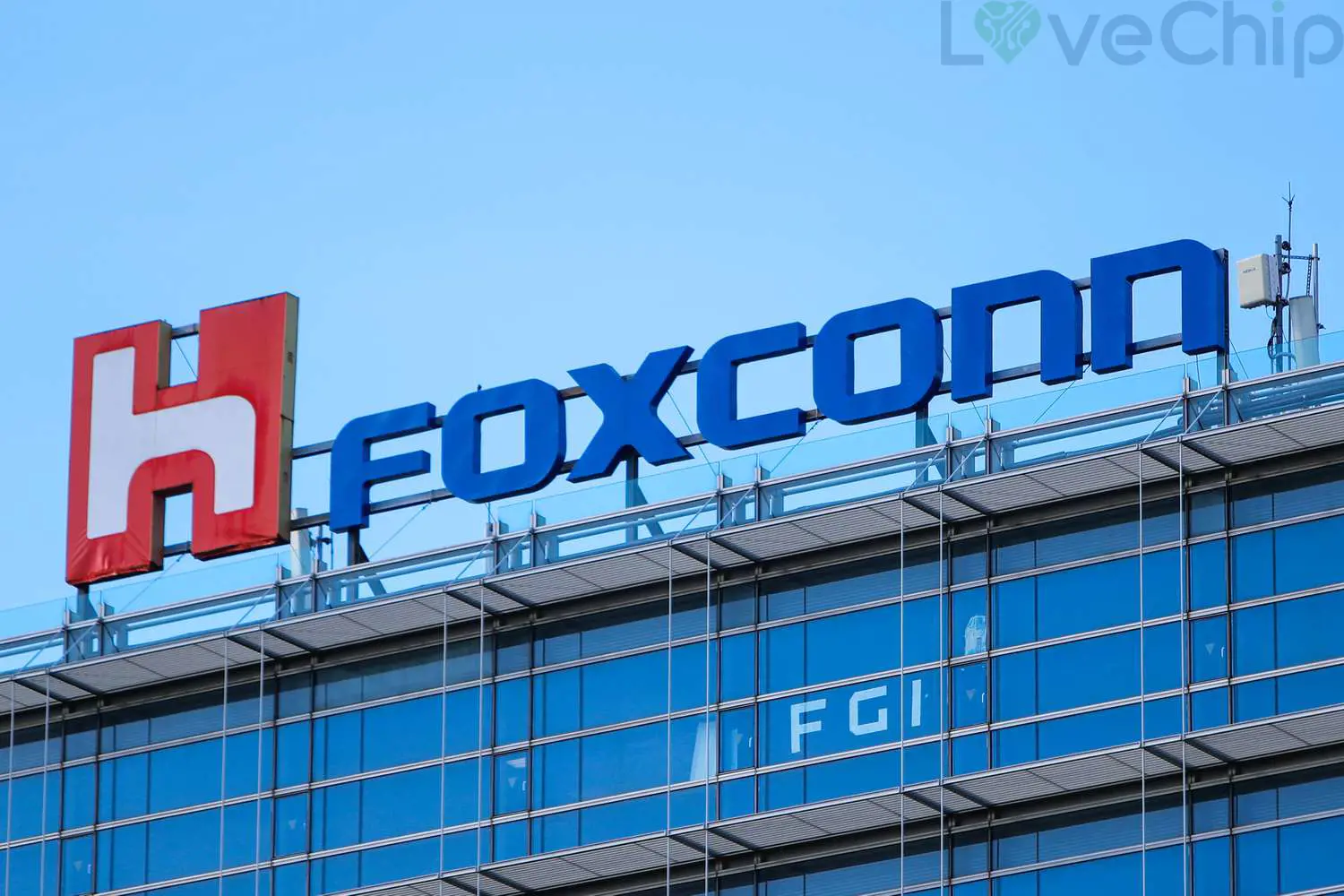 Foxconn's $435 Million Semiconductor Plant in India Gets Green Light ...